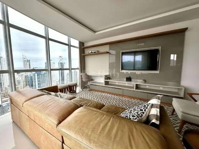Apartamento para Venda em Balneário Camboriú/SC Centro 3 Quartos