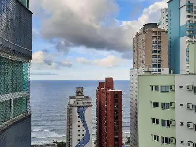 Apartamento para Venda em Balneário Camboriú/SC Centro 3 Quartos
