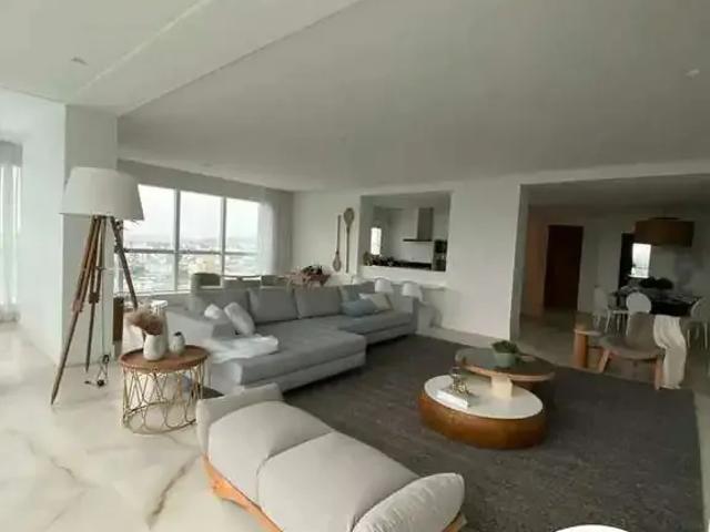 Apartamento para Venda em Balneário Camboriú/SC Centro 3 Quartos