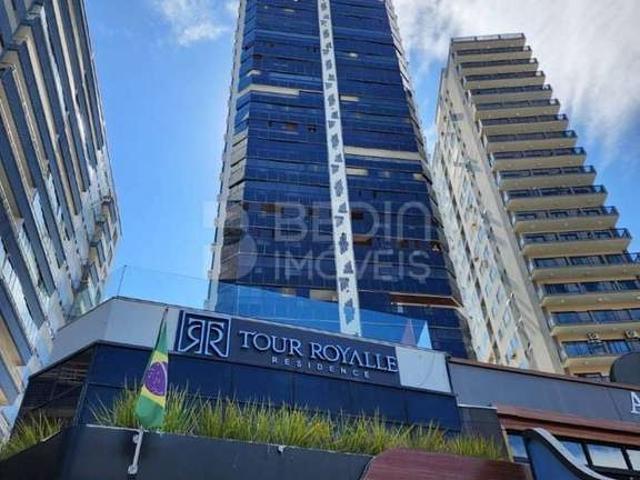 Apartamento para Venda em Balneário Camboriú/SC Centro 3 Quartos