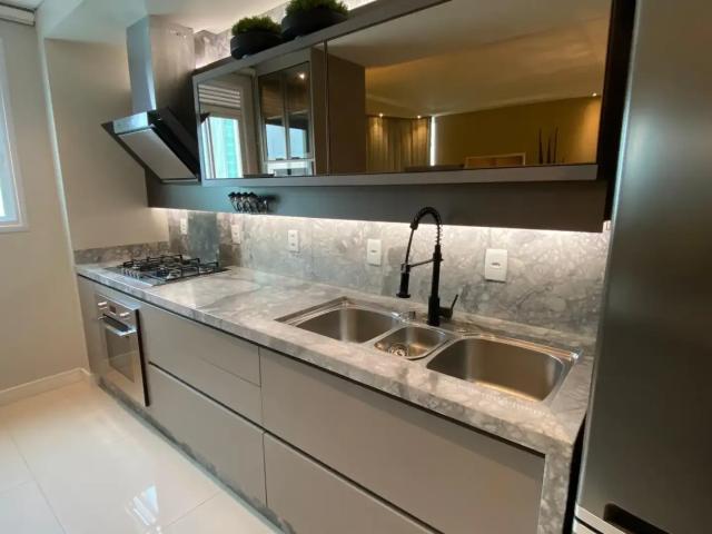 Apartamento para Venda em Balneário Camboriú/SC Centro 3 Quartos