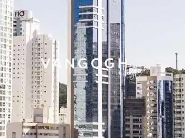 Apartamento para Venda em Balneário Camboriú/SC Centro 3 Quartos