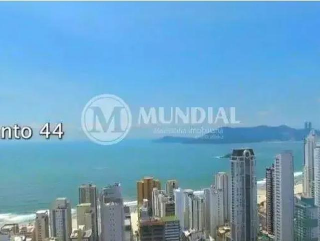 Apartamento para Venda em Balneário Camboriú/SC Centro 3 Quartos
