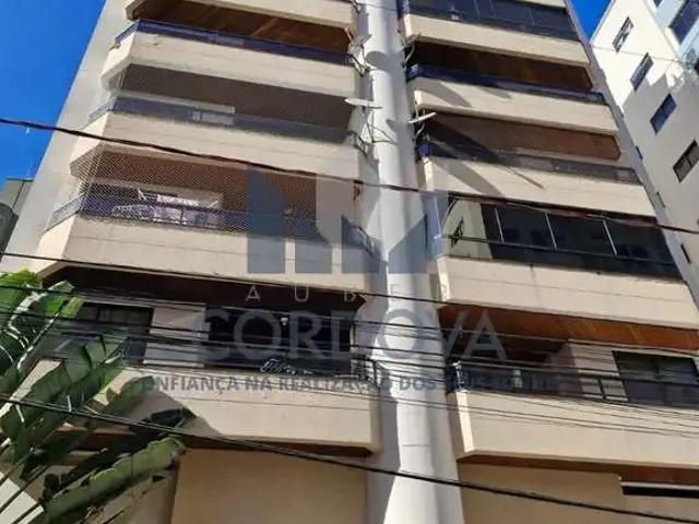 Apartamento para Venda em Balneário Camboriú/SC Centro 3 Quartos