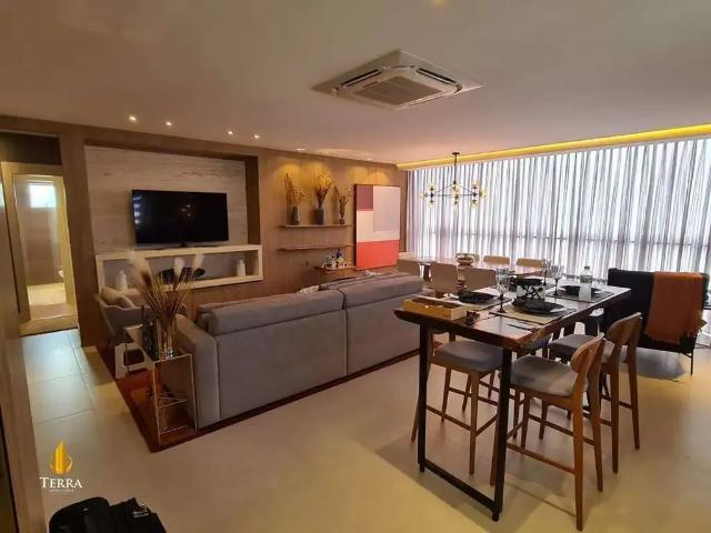 Apartamento para Venda em Balneário Camboriú/SC Centro 3 Quartos