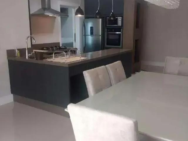 Apartamento para Venda em Balneário Camboriú/SC Centro 3 Quartos
