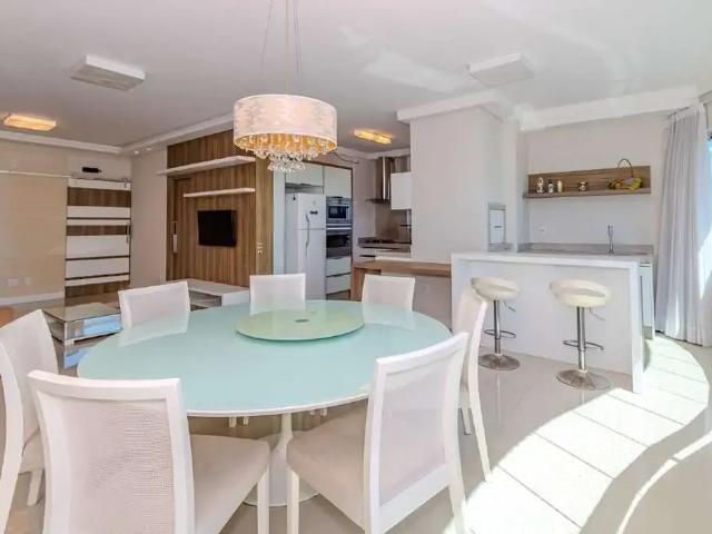 Apartamento para Venda em Balneário Camboriú/SC Centro 3 Quartos