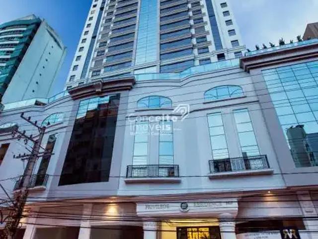 Apartamento para Venda em Balneário Camboriú/SC Centro 3 Quartos