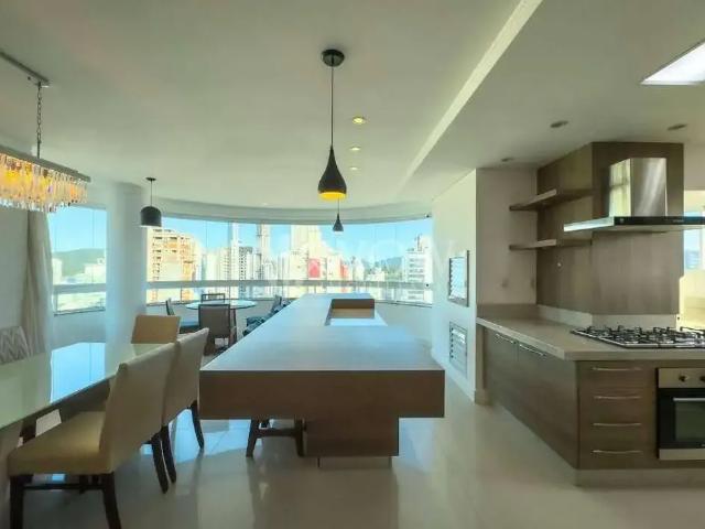 Apartamento para Venda em Balneário Camboriú/SC Centro 3 Quartos
