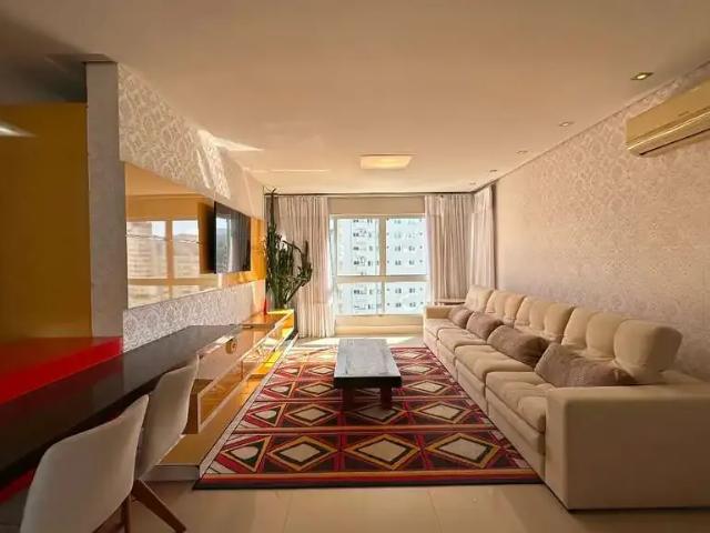 Apartamento para Venda em Balneário Camboriú/SC Centro 3 Quartos
