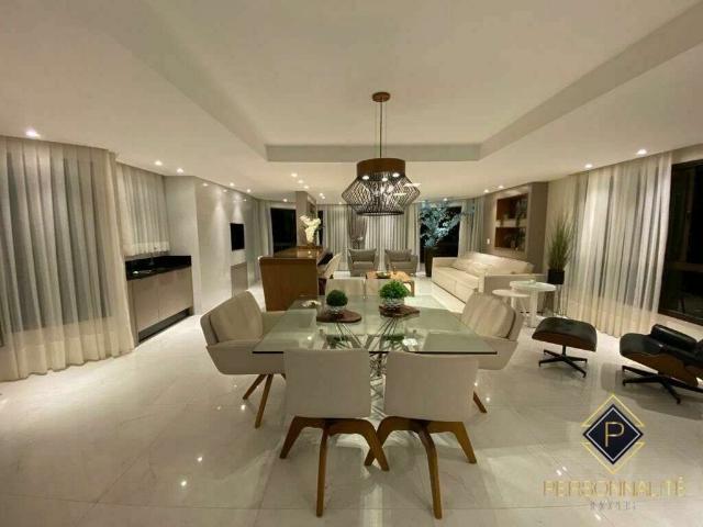 Apartamento para Venda em Balneário Camboriú/SC Centro 3 Quartos