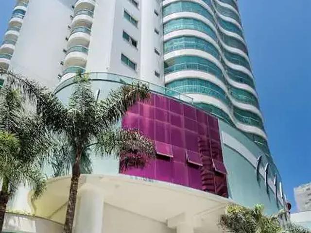 Apartamento para Venda em Balneário Camboriú/SC Centro 3 Quartos