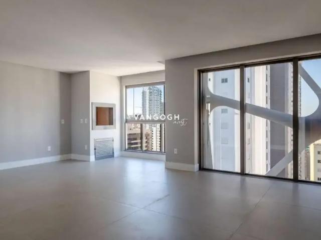 Apartamento para Venda em Balneário Camboriú/SC Centro 3 Quartos