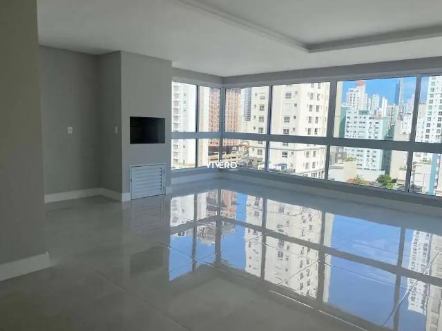 Apartamento para Venda em Balneário Camboriú/SC Centro 3 Quartos