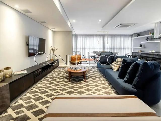 Apartamento para Venda em Balneário Camboriú/SC Centro 3 Quartos