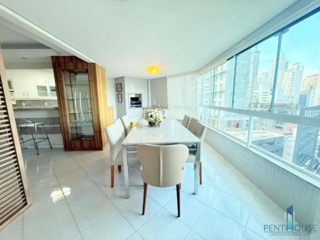 Apartamento para Venda em Balneário Camboriú/SC Centro 3 Quartos