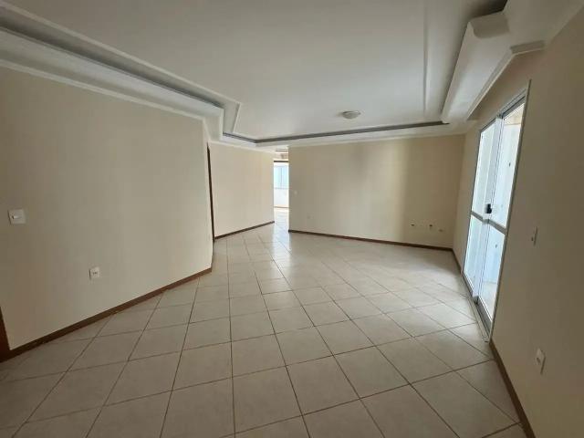 Apartamento para Venda em Balneário Camboriú/SC Centro 3 Quartos