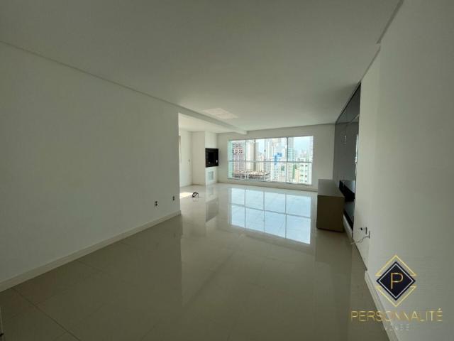 Apartamento para Venda em Balneário Camboriú/SC Centro 3 Quartos