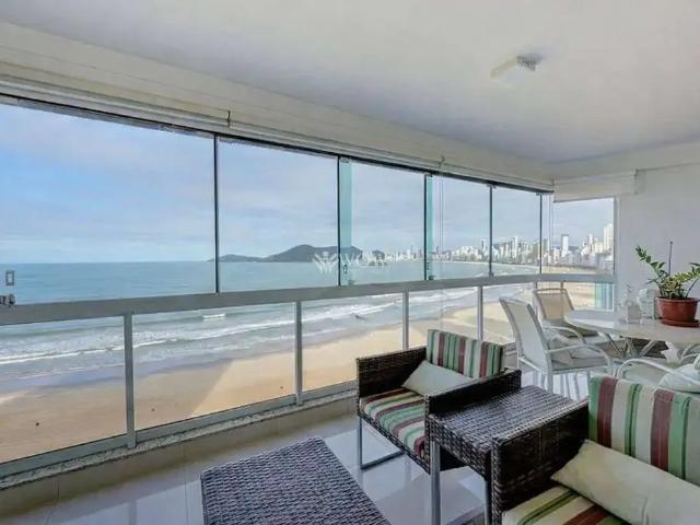 Apartamento para Venda em Balneário Camboriú/SC Centro 3 Quartos