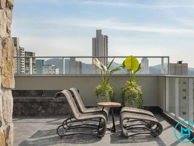 Apartamento para Venda em Balneário Camboriú/SC Centro 3 Quartos
