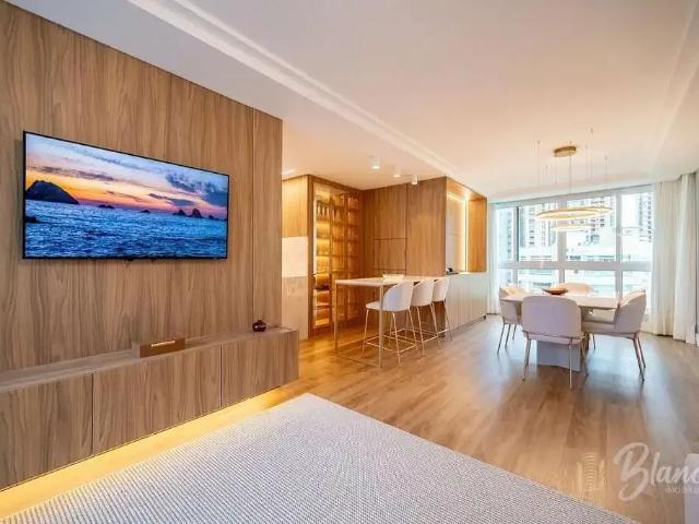 Apartamento para Venda em Balneário Camboriú/SC Centro 3 Quartos