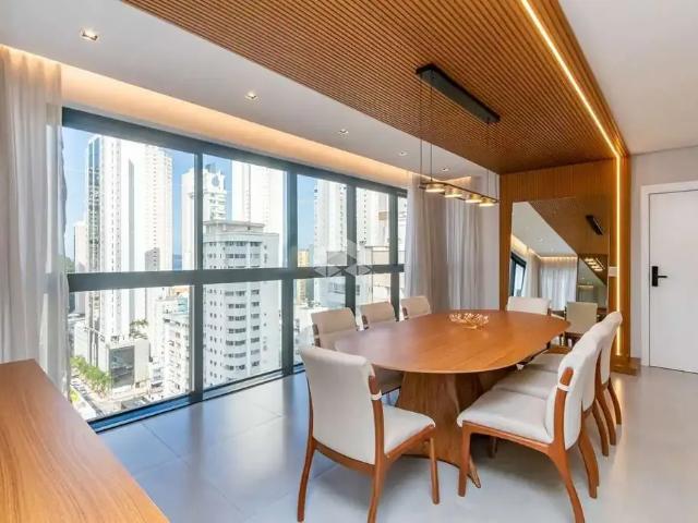Apartamento para Venda em Balneário Camboriú/SC Pioneiros 4 Quartos
