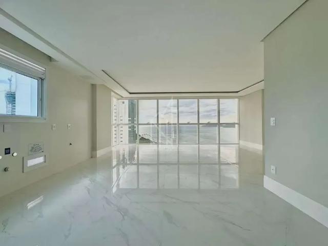 Apartamento para Venda em Balneário Camboriú/SC Pioneiros 4 Quartos
