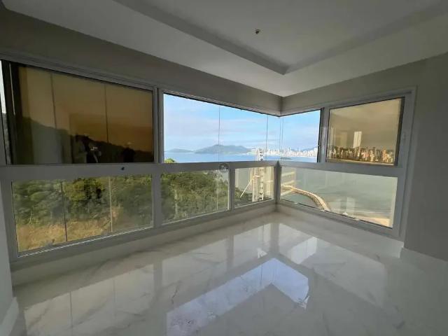 Apartamento para Venda em Balneário Camboriú/SC Pioneiros 4 Quartos