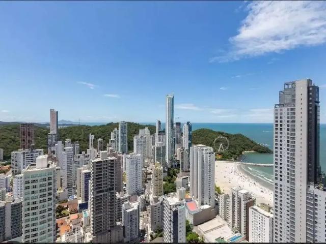 Apartamento para Venda em Balneário Camboriú/SC Pioneiros 4 Quartos