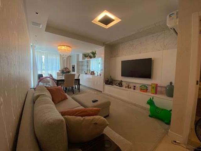 Apartamento para Venda em Balneário Camboriú/SC Pioneiros 4 Quartos