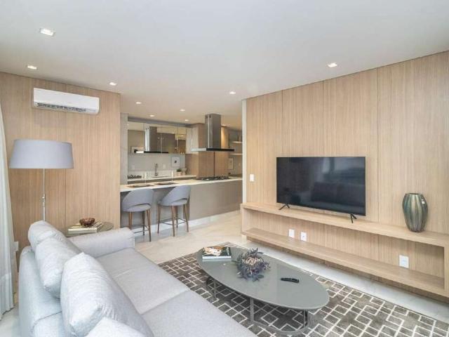 Apartamento para Venda em Balneário Camboriú/SC Pioneiros 4 Quartos