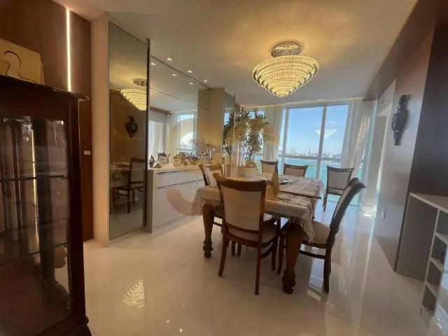 Apartamento para Venda em Balneário Camboriú/SC Pioneiros 4 Quartos
