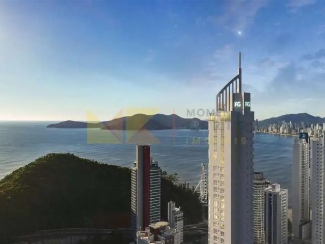 Apartamento para Venda em Balneário Camboriú/SC Pioneiros 4 Quartos