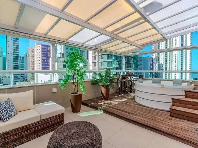 Apartamento para Venda em Balneário Camboriú/SC Pioneiros 4 Quartos