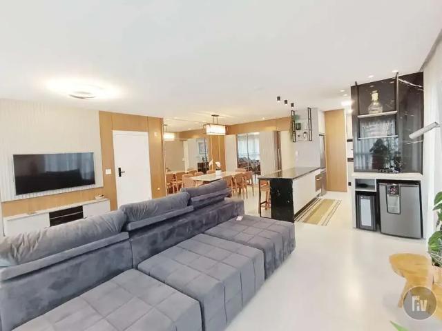 Apartamento para Venda em Balneário Camboriú/SC Pioneiros 4 Quartos