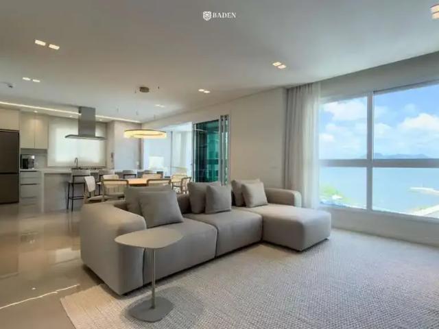 Apartamento para Venda em Balneário Camboriú/SC Pioneiros 4 Quartos