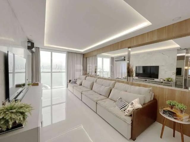 Apartamento para Venda em Balneário Camboriú/SC Pioneiros 4 Quartos