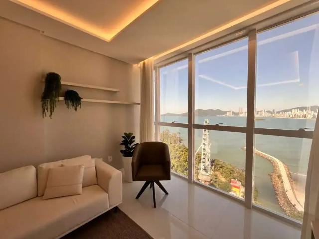 Apartamento para Venda em Balneário Camboriú/SC Pioneiros 4 Quartos