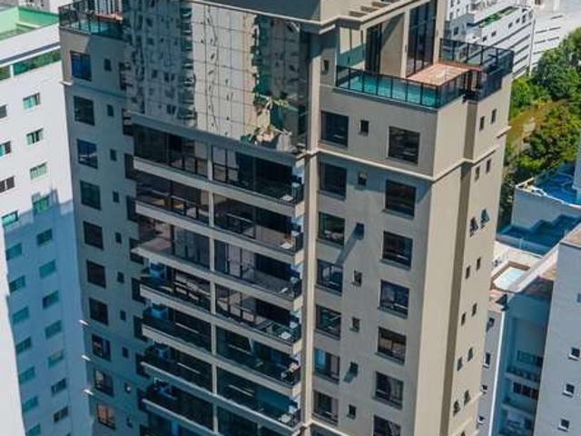Apartamento para Venda em Balneário Camboriú/SC Pioneiros 4 Quartos