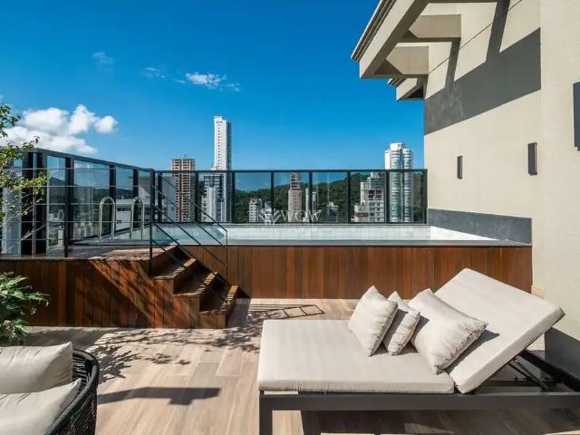 Apartamento para Venda em Balneário Camboriú/SC Pioneiros 4 Quartos