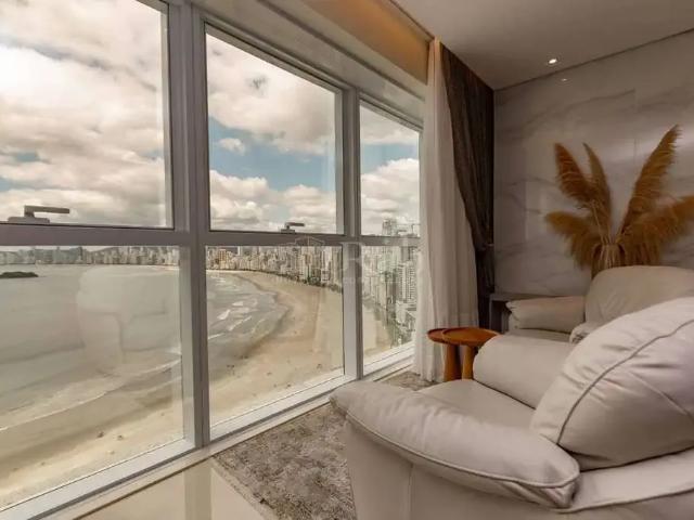 Apartamento para Venda em Balneário Camboriú/SC Pioneiros 3 Quartos