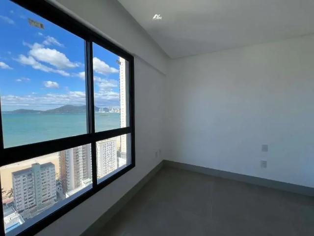 Apartamento para Venda em Balneário Camboriú/SC Pioneiros 3 Quartos