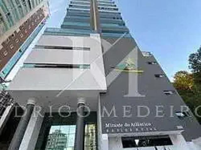 Apartamento para Venda em Balneário Camboriú/SC Pioneiros 3 Quartos