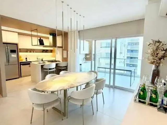 Apartamento para Venda em Balneário Camboriú/SC Pioneiros 3 Quartos
