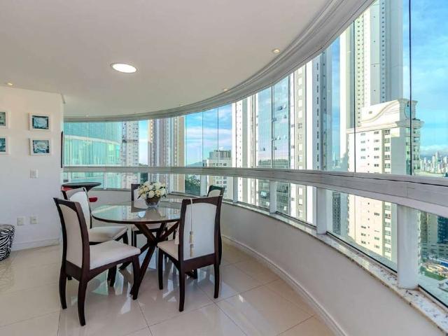 Apartamento para Venda em Balneário Camboriú/SC Pioneiros 3 Quartos