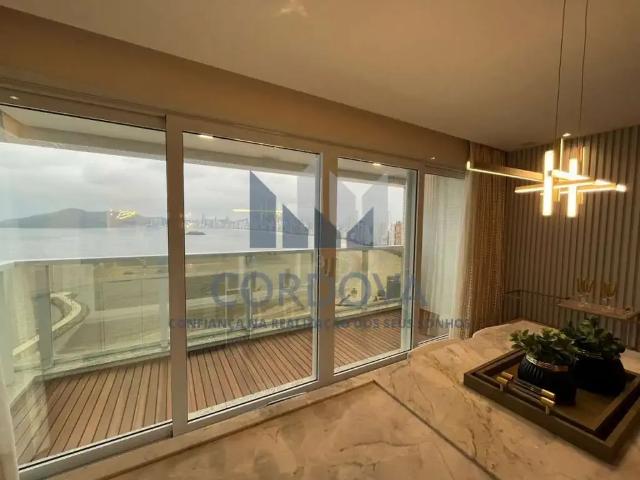 Apartamento para Venda em Balneário Camboriú/SC Pioneiros 3 Quartos