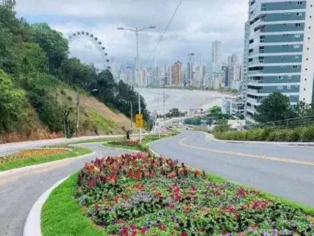 Apartamento para Venda em Balneário Camboriú/SC Pioneiros 3 Quartos