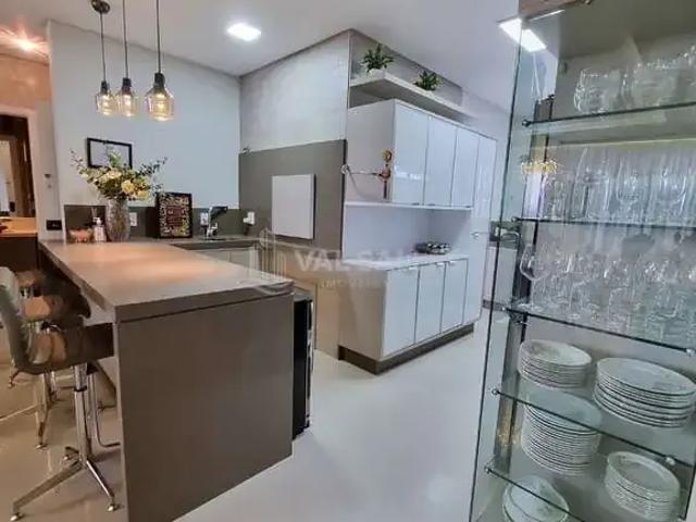 Apartamento para Venda em Balneário Camboriú/SC Pioneiros 3 Quartos