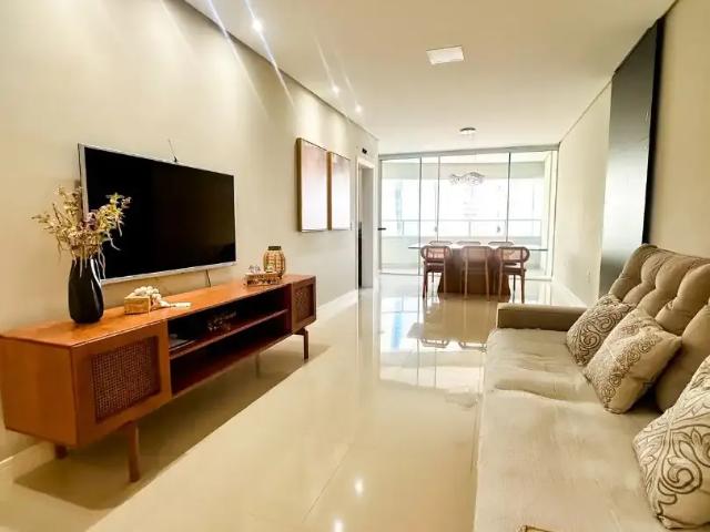 Apartamento para Venda em Balneário Camboriú/SC Pioneiros 3 Quartos