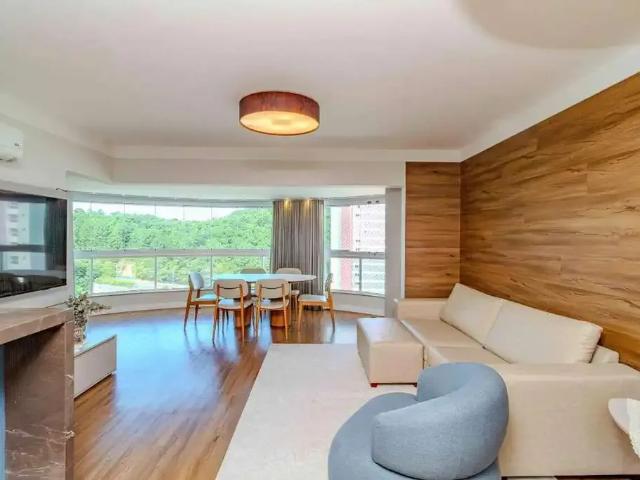 Apartamento para Venda em Balneário Camboriú/SC Pioneiros 3 Quartos